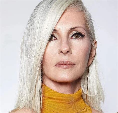 Kurzhaarfrisuren ab 60 jünger machen Unsere TOP Liste mit