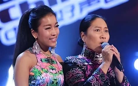吉克隽逸：卖惨炫富当小三，立了10年的“淳朴”人设，终究还是崩塌了