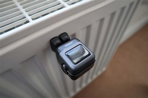 Ugreen Nexode RG Review The Robot GaN Charger That Can Talk