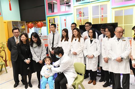 為學童試種 免卻打針之苦 藥劑師會推廣噴鼻式疫苗 香港商報