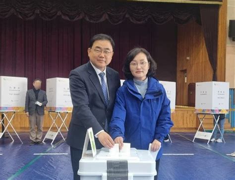 허성무 창원성산 후보 사전투표 完 “투표로 심판해 달라” 아시아경제