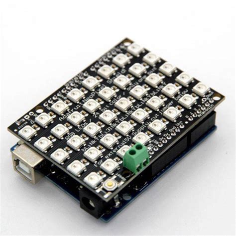 Change Random Colors Neopixel Shield Adafruit Arduino