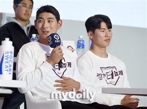 좋은 선수들인 걸 알고 있었죠” 영웅들 2017 드래프트 초대박이정후·김혜성 Ml행 단장도 ‘흐뭇