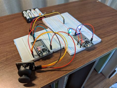 Esp32同士でシリアル無線通信をして，無線lチカ・光量制御をしてみる（arduino Ide使用） Remmas Laboratory