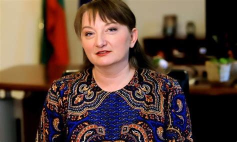 Сачева Залагат се милиарди разходи без да има приходи ᐉ Новини
