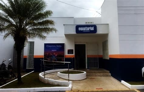Sindicato realiza protesto contra demissões na Equatorial Energia