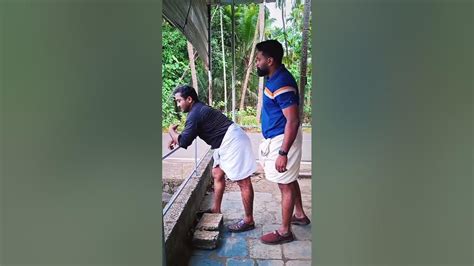 ഓട്ടോക്കാരനോട് കളിച്ചാൽ ഇങ്ങനെ ഇരിക്കും 😀😀😀 Youtube