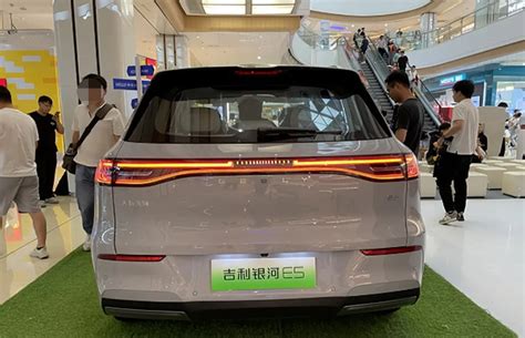 神盾短刀电池加持！吉利银河e5续航530公里，能量密度近200wh Kg 车家号 发现车生活 汽车之家