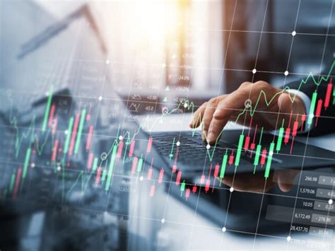 뉴욕증시 사상 최고치 경신 달러 40개월래 최저알코아앨버말어큐이티 브랜즈spdr다우존스인더스트리얼애버리이퀴닉스프리포트 맥모란아이셰어즈러셀2000etf매