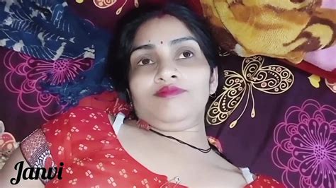 Janvibhabhii Indian Hot Girl And Her Boyfriend Make Sex Relation Behind