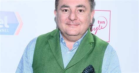 Robert Makłowicz Karmi Psa Koperkiem Filmik Robi Furorę W Sieci Kobieta