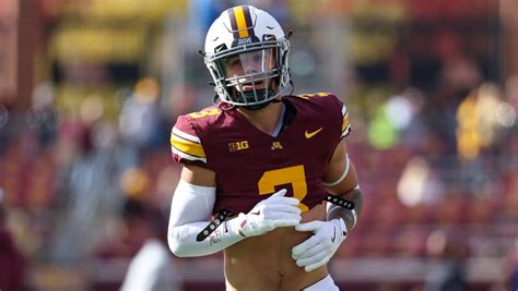 Koi Perich Nil Number With Minnesota Gophers Revealed Flipboard