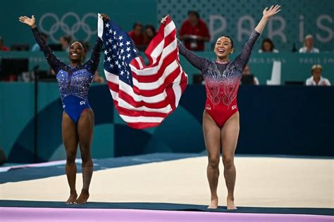 Simone Biles Live Updates Latest As Biles Wins Gymnastics All Around