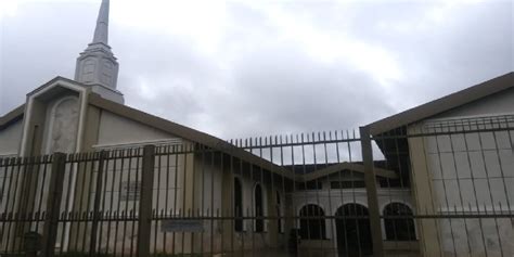 Jovem invade igreja e atinge fiéis facadas O Hoje