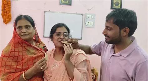 Bpsc 67th Result 2023 अफसर बनाने की चाह लिए चल बसे पिता अब दिव्यांग बेटी ने Bpsc क्रैक कर Sdm