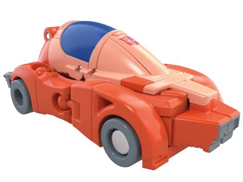 Transformers Studio Series Core Class Autobot Wheelie — Toy Snowman