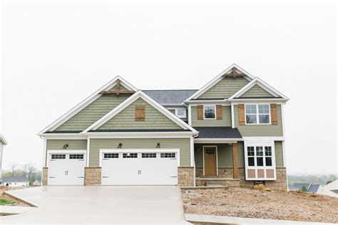 Ashley Massillon Oh 44647 410000 Redfin