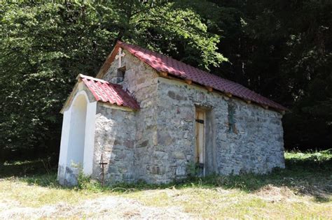 ძველი რაჭული ტრადიციები ამბროლაურის ხმა