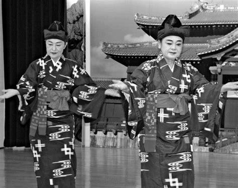 写真： きょうナニある？ ／話題／おきつる芸能祭 県人交流／横浜市で多彩な演目 沖縄タイムス＋プラス