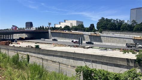 road project on i 75 at akers mill causes traffic troubles youtube