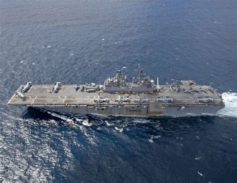 Uss Iwo Jima Lhd 7