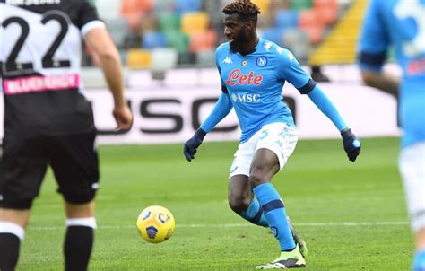 Udinese Vs Napoli 1 2 Serie A Jornada 17 Chucky Lozano Fue El Mejor Mediotiempo