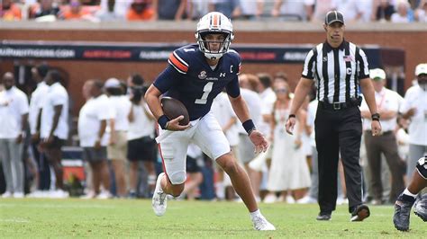 Twitter Reacts To Auburns Season Opening Win Over Umass