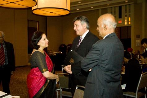 Pura Marc Kealey Online