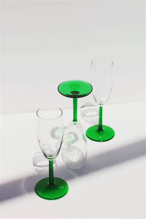 Set Of 3 Luminarc France Green Stem Champagne Flutes Classic 1980s Elegance Wedding T
