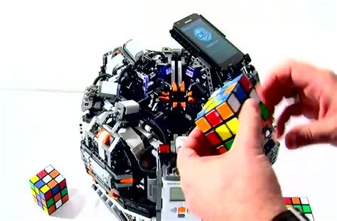 Lego Robot Solves Rubik S Cube In Five Seconds