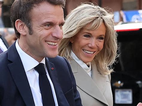 Emmanuel Macron plus sexy que Chris Evans Le Président de la République gâté par Brigitte