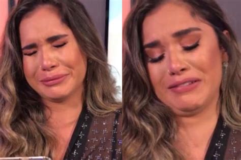 Ex BBB Gizelly Bicalho revela detalhes após cirurgia nos seios Área VIP