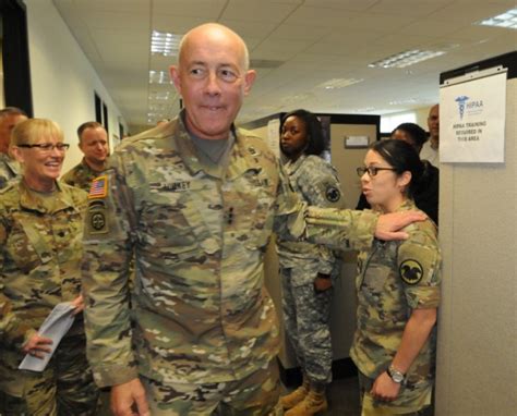 Army Reserve Commanding General Visits Armedcom Article The United
