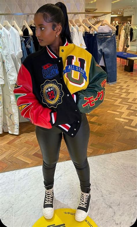 Pin By Alysha🦋 On Tyle Jacket Outfit Women Varsity Jacket Outfit