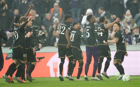 Déze verrassende RSC Anderlecht speler zal bij Barcelona aan de slag
