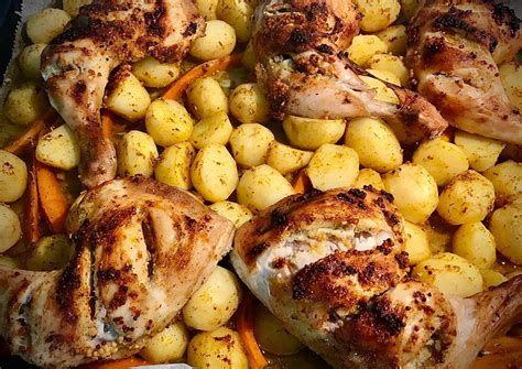 Ćwiartki z kurczaka pieczone z ziemniakami