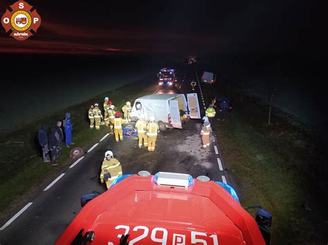 Poranny wypadek 4 pojazdów na drodze DW 434 Gmina Kórnik