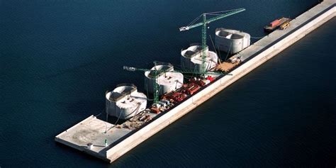 Jaso Tower Cranes Leading Europe S Largest Floating Caisson Projects
