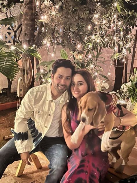 Varun Dhawan Natasha Dalal Wedding Anniversary Actor Pens Sweet Post