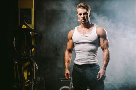 How To Get Jacked Naturally Ultimate Guide 2023