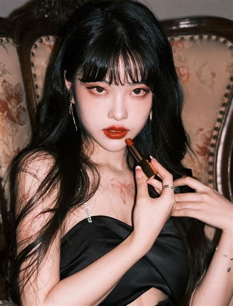 Pin By ⋆˚࿔𝑨𝒆𝒓𝒊 アエリ𝜗𝜚˚⋆ On Épingles Créées Par Vous In 2024 Pose