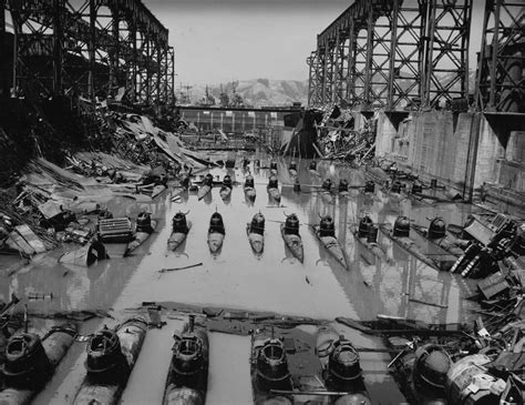 Japanese Type D Koryu Midget Submarines In Drydock 1945 Rare