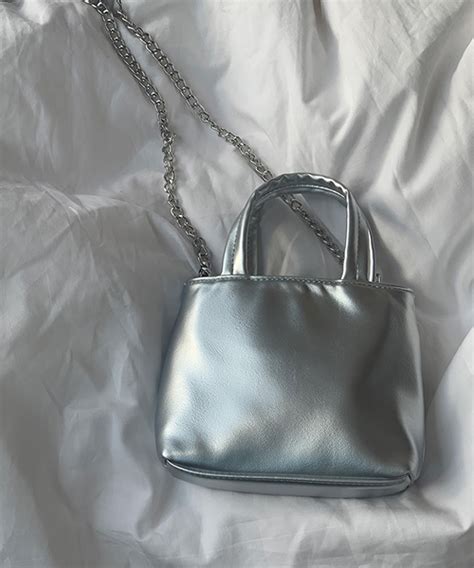 [2천장돌파🤍] 윌리 실버 체인 미니 백 3color 에이블리