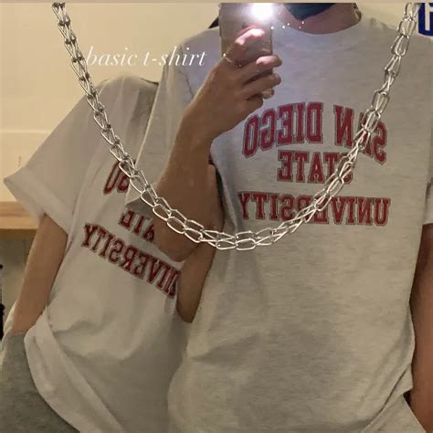 [1 1할인 남녀공용]오버핏 레터링 베이직 기본 반팔 티셔츠 에이블리 스토어