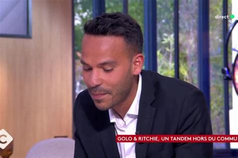 Cest un off malaise dans C à vous Anne Elisabeth Lemoine ob
