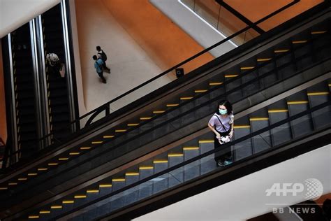 新型コロナ感染、世界で10万人超える 写真5枚 国際ニュース：afpbb News