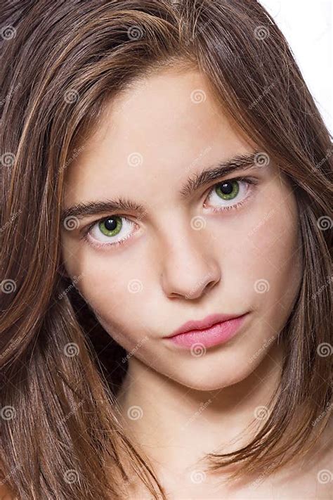 Close Upportret Van Een Tiener Op Wit Wordt Geïsoleerd Dat Stock Foto