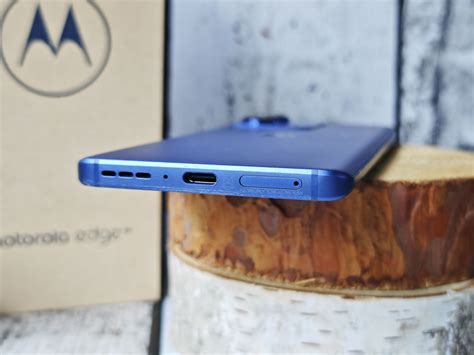 Test Motorola Edge 40 - jeżeli szukasz fajnego smartfonu - TECHNOSenior