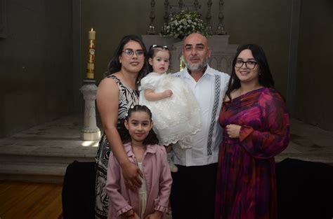 Ashly Sofía Recibe El Bautismo En La Catedral Basílica Menor De Durango Periódico Victoria