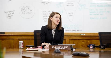 Tulsa Superintendent Deborah Gist Gets 25000 Bonus Donates It To